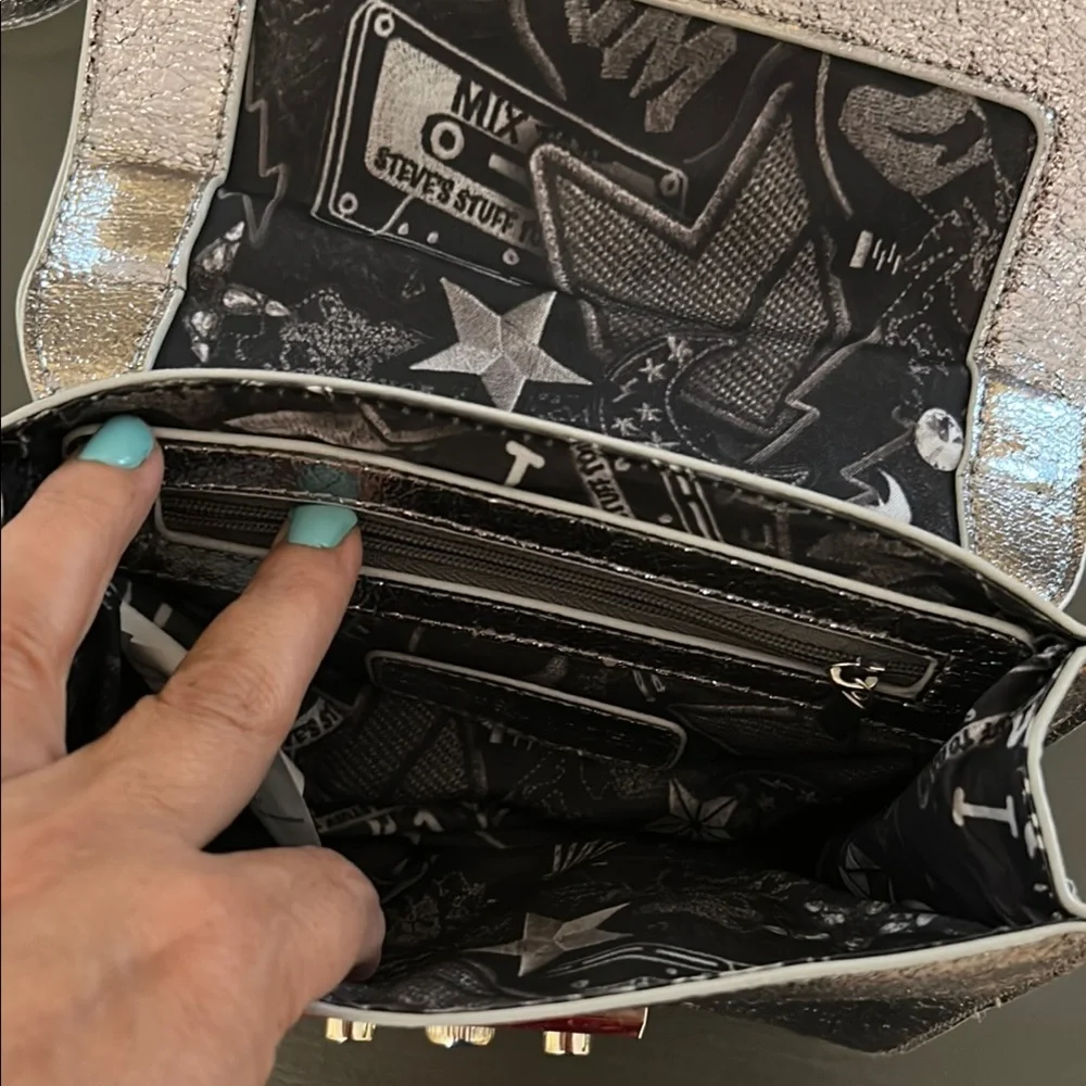 Steve Madden | Bags | Steve Madden Metallic Crossbody Bag With Chain ...